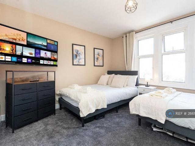 Studio to rent