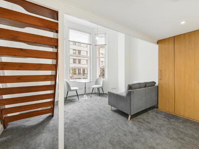 Studio to rent