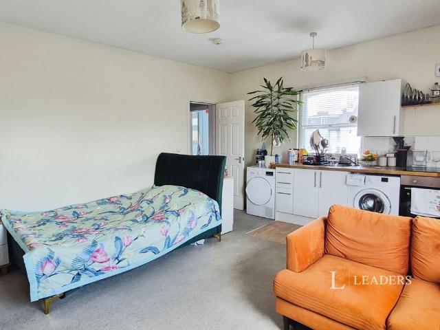 studio to rent 5 Gildredge Road, Eastbourne, East Sussex, BN21