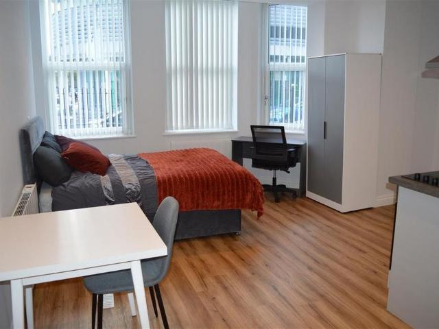 Studio to rent