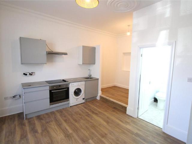 Studio to rent