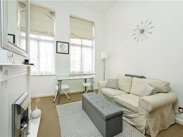 Studio to rent