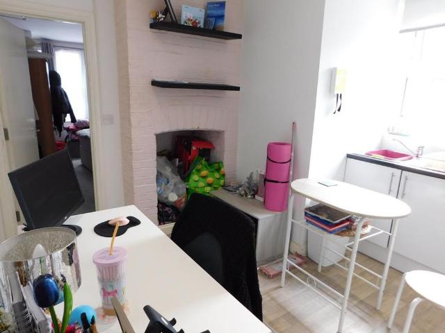 Studio to rent