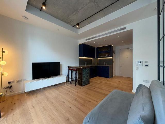 Studio to rent