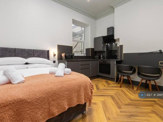 Studio to rent
