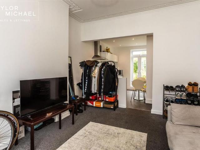 Studio to rent