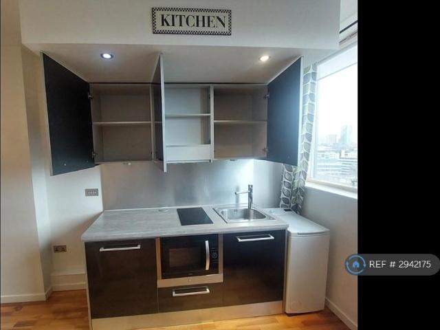 Studio to rent