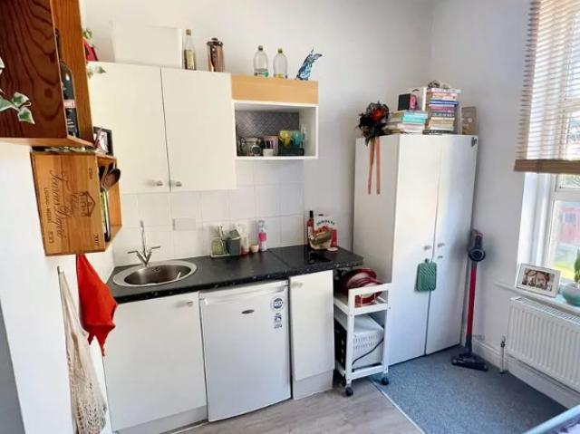 Studio to rent