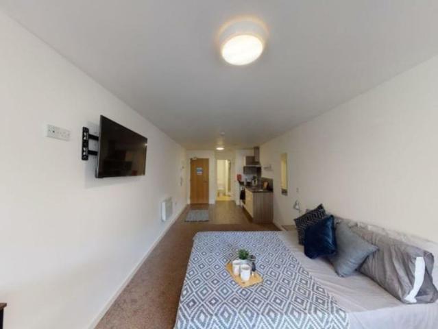 Studio to rent