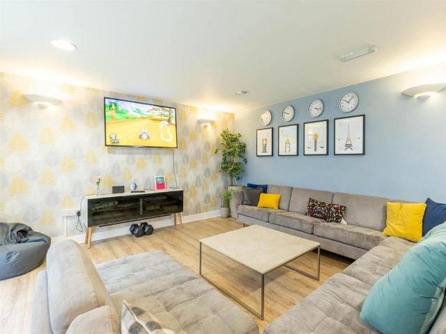 Studio to rent