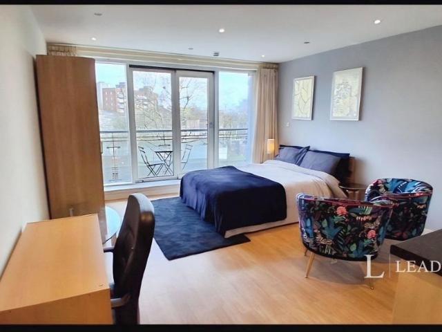 Studio to rent