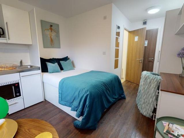 Studio to rent