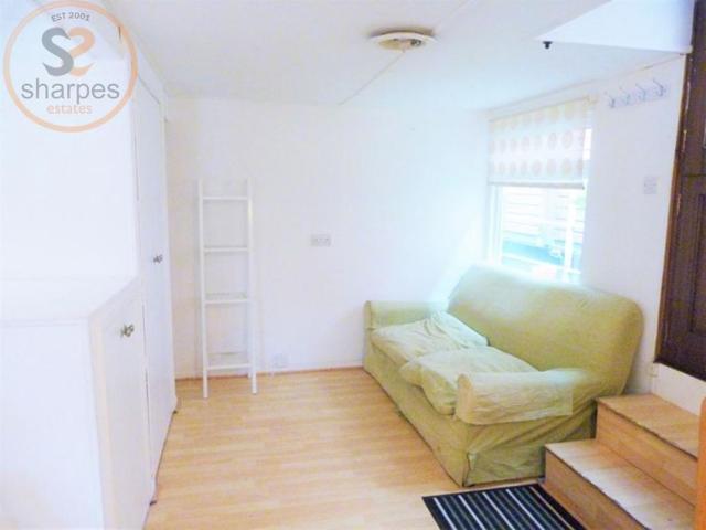 Studio to rent