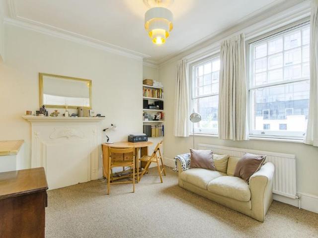 Studio to rent