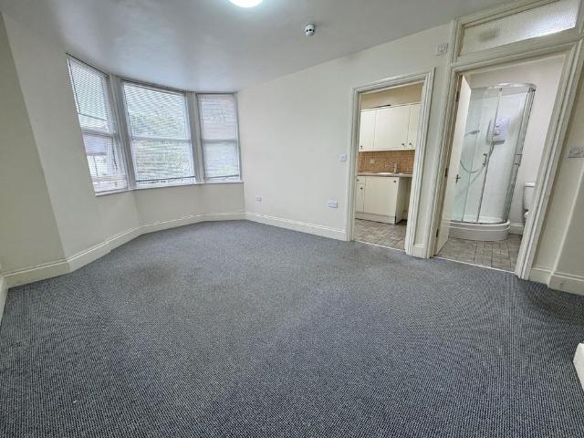 Studio to rent