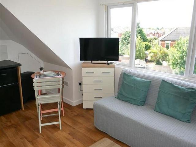 Studio to rent
