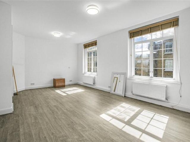 Studio to rent