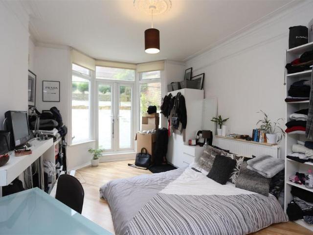 Studio to rent