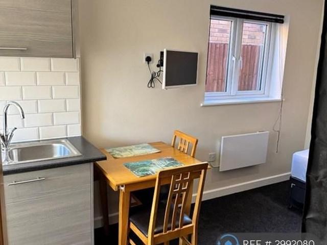 Studio to rent