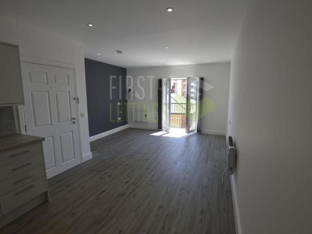 Studio to rent
