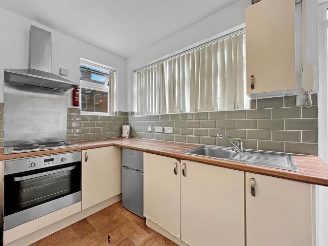 Studio to rent