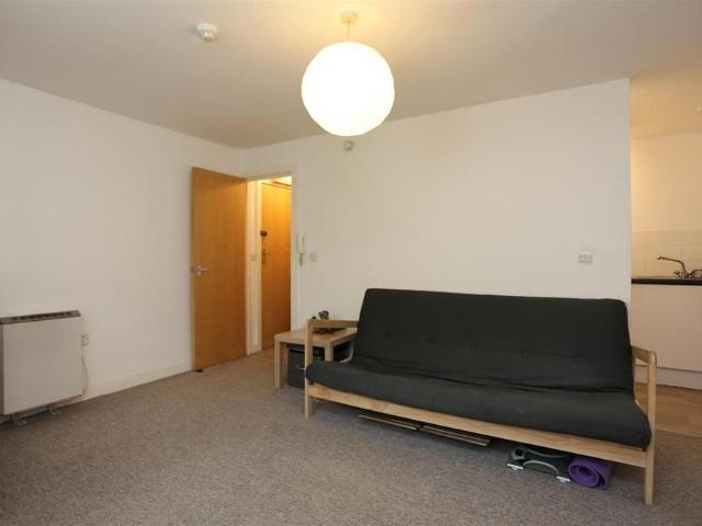 Studio to rent