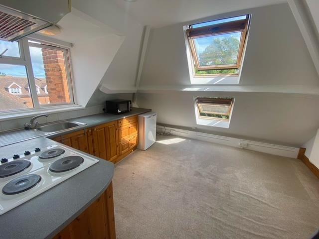 Studio to rent