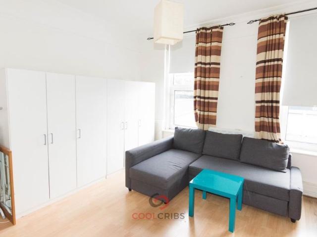 Studio to rent