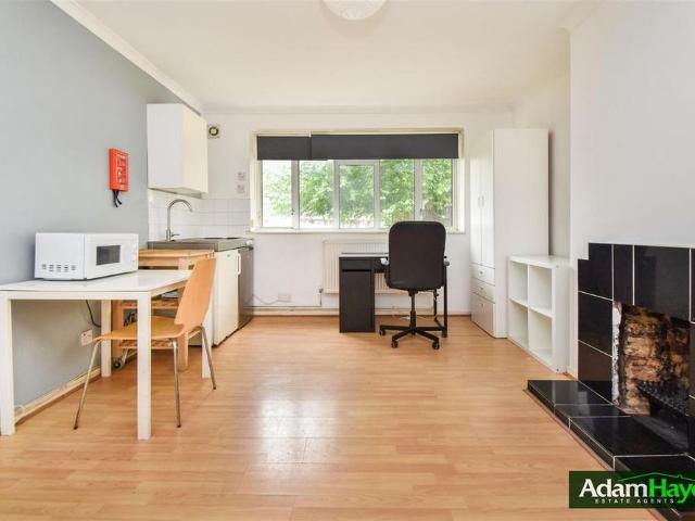 Studio to rent