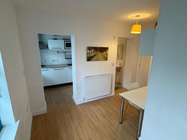 Studio to rent