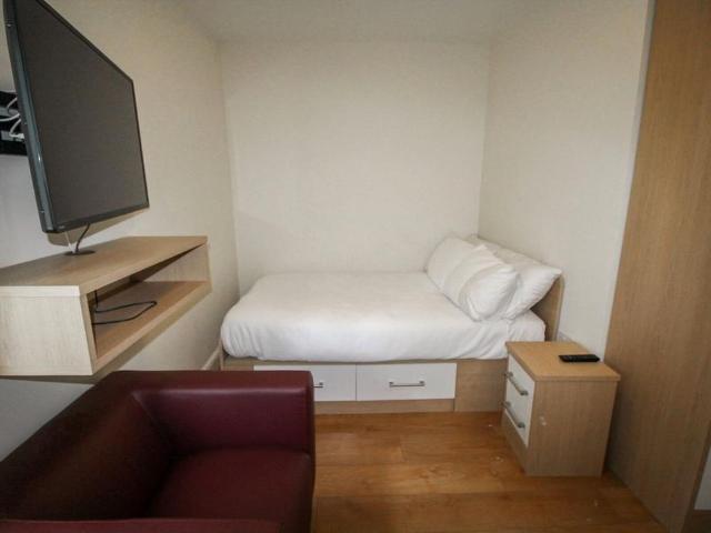 Studio to rent