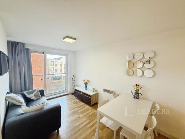 Studio to rent