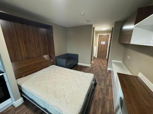 Studio to rent