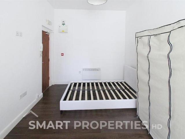 Studio to rent