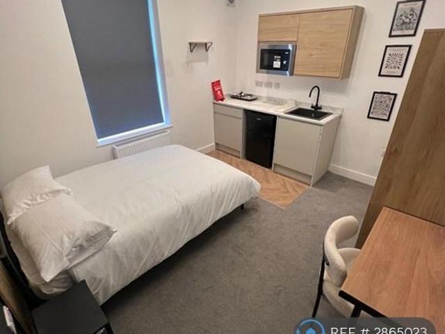 Studio to rent