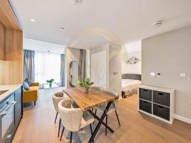 Studio to rent
