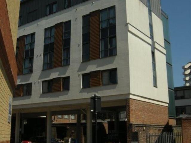 Studio to rent