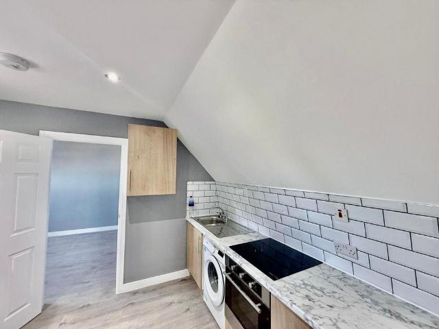 Studio to rent