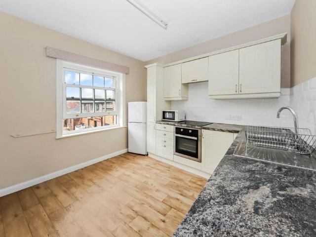 Studio to rent