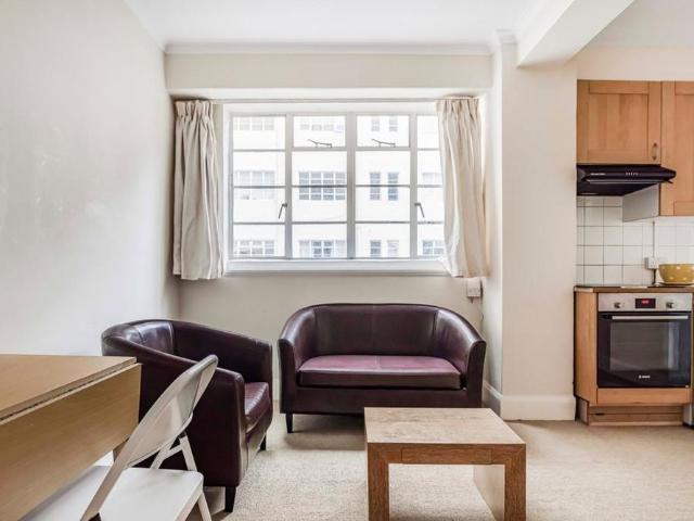 Studio to rent