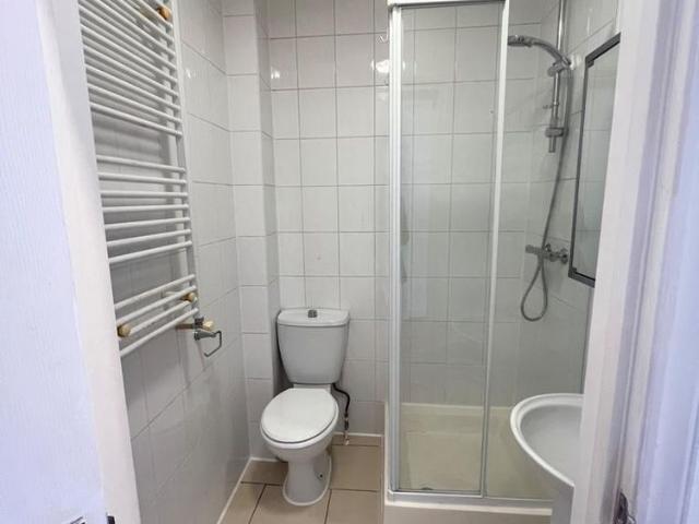 Studio to rent