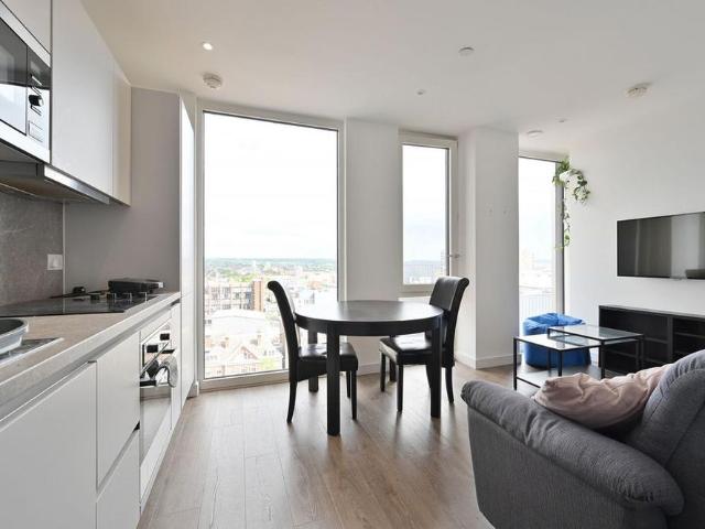 Studio to rent
