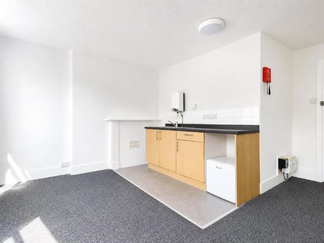 Studio to rent