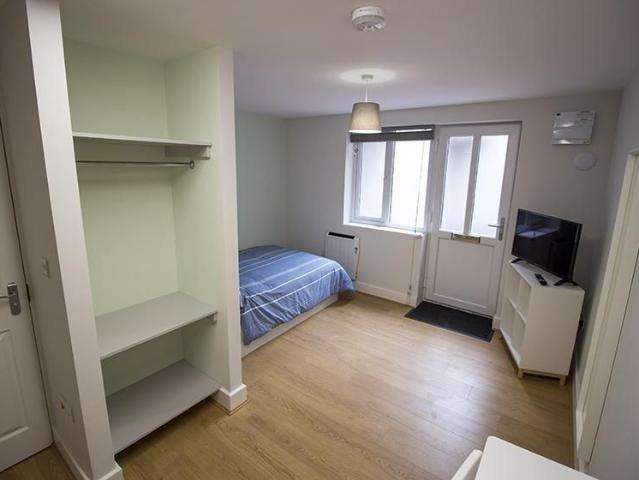 Studio to rent
