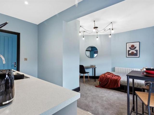 Studio to rent
