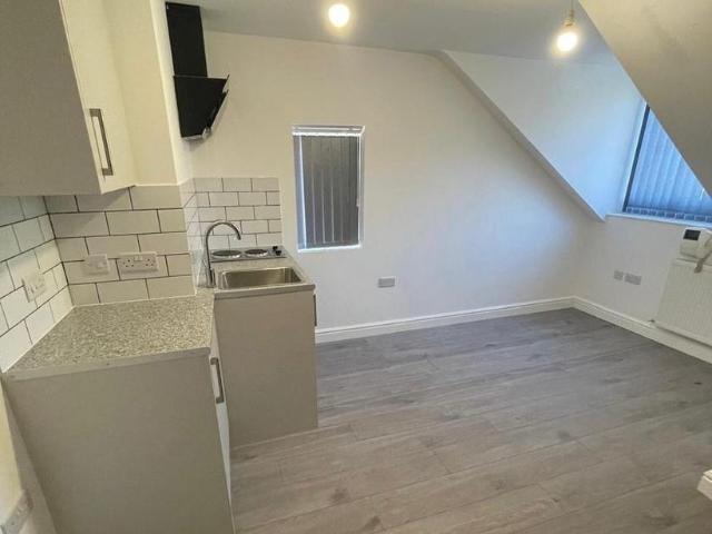 Studio to rent