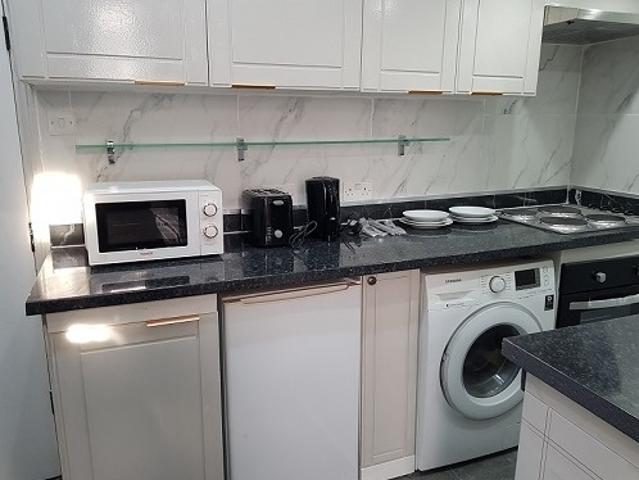 Studio To Rent