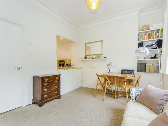 Studio to rent