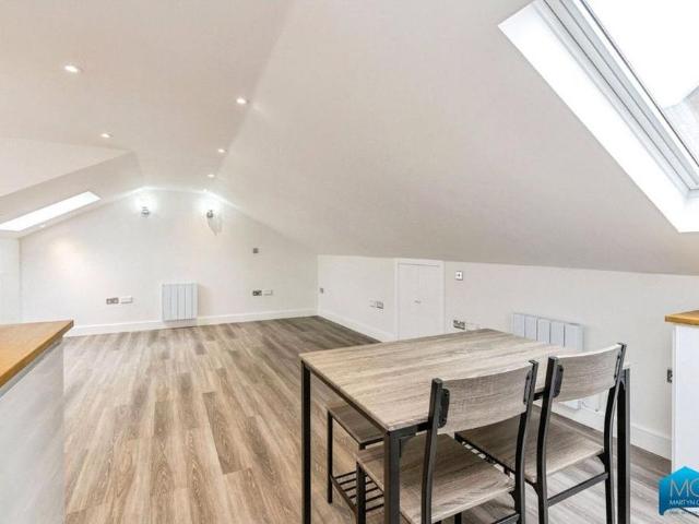 Studio to rent
