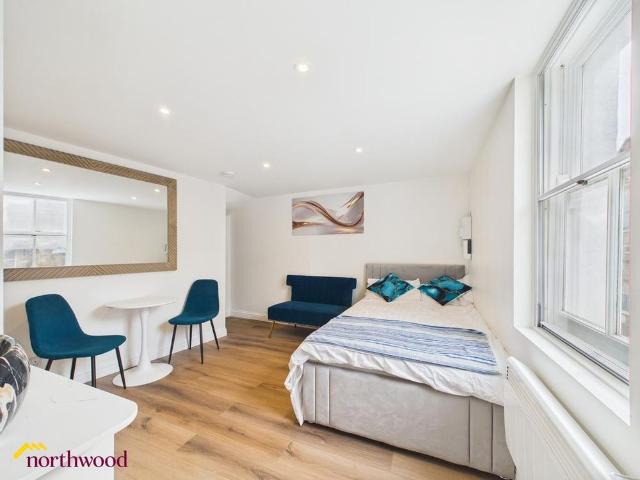 Studio to rent